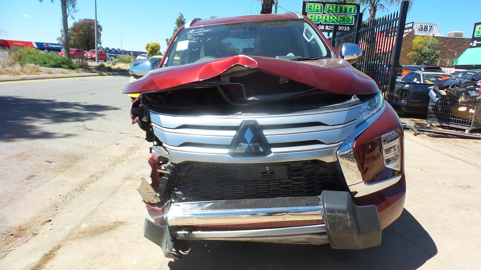 Fuel Filter Housing Pajero Mitsubishi 2022