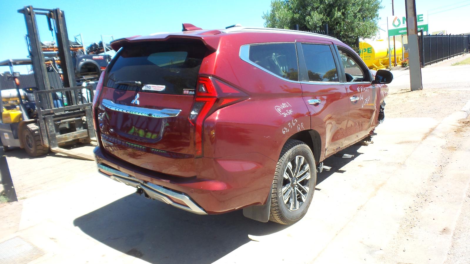 Fuel Filter Housing Pajero Mitsubishi 2022